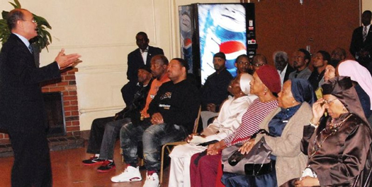 Nation Of Islam Study Group Reopens On Chicago’s West Side