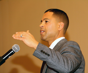Teen Muslims come together for dialogue at Youth Summit